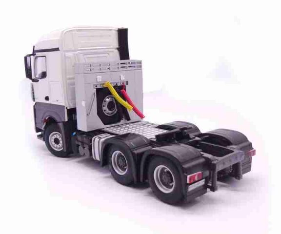 Mercedes Benz Arocs MP4 Stream space 6×4 1:50 WSI Models Branca ...