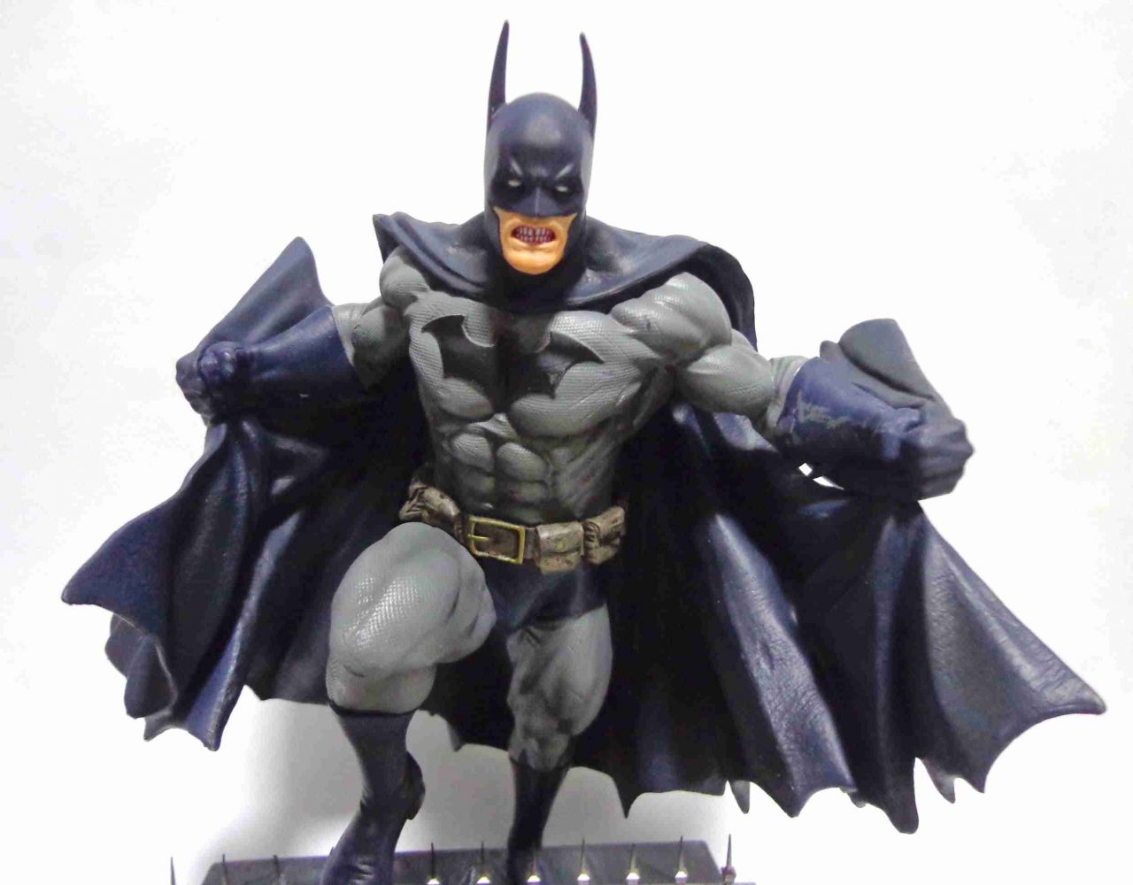 Batman DC Gallery Diamond Select Toys – Totalcar Miniaturas